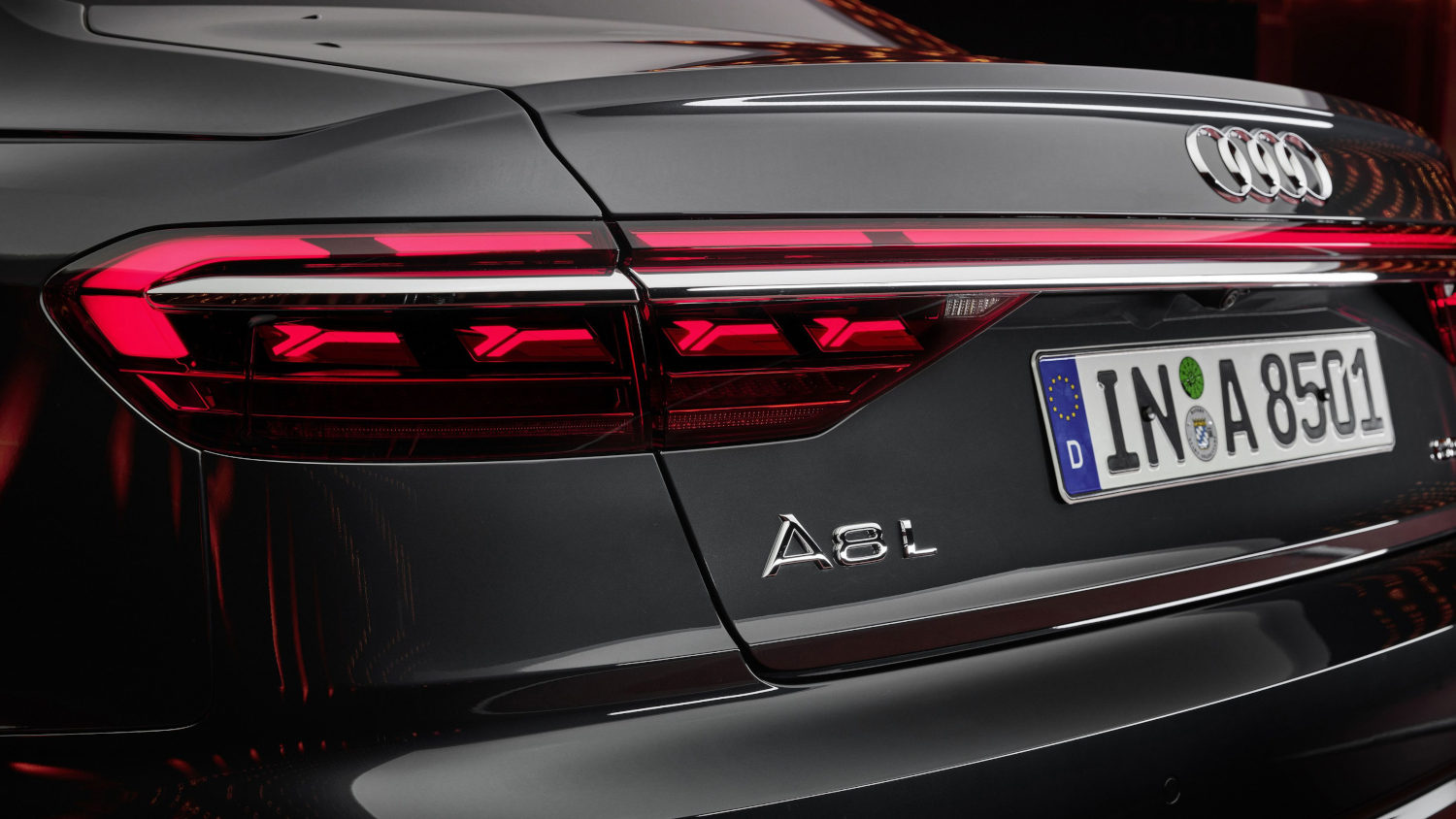 Audi A8 L 2023 | SUV Drive